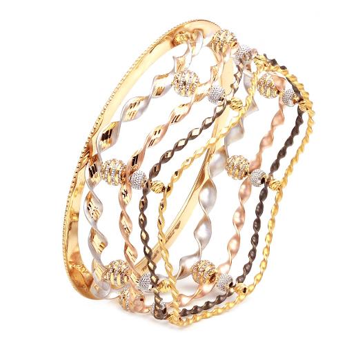 Daisy Cluster Lightweight Gold Bangles
