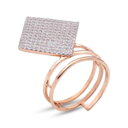 Luxurious Square shaped 18kt Gold Ring